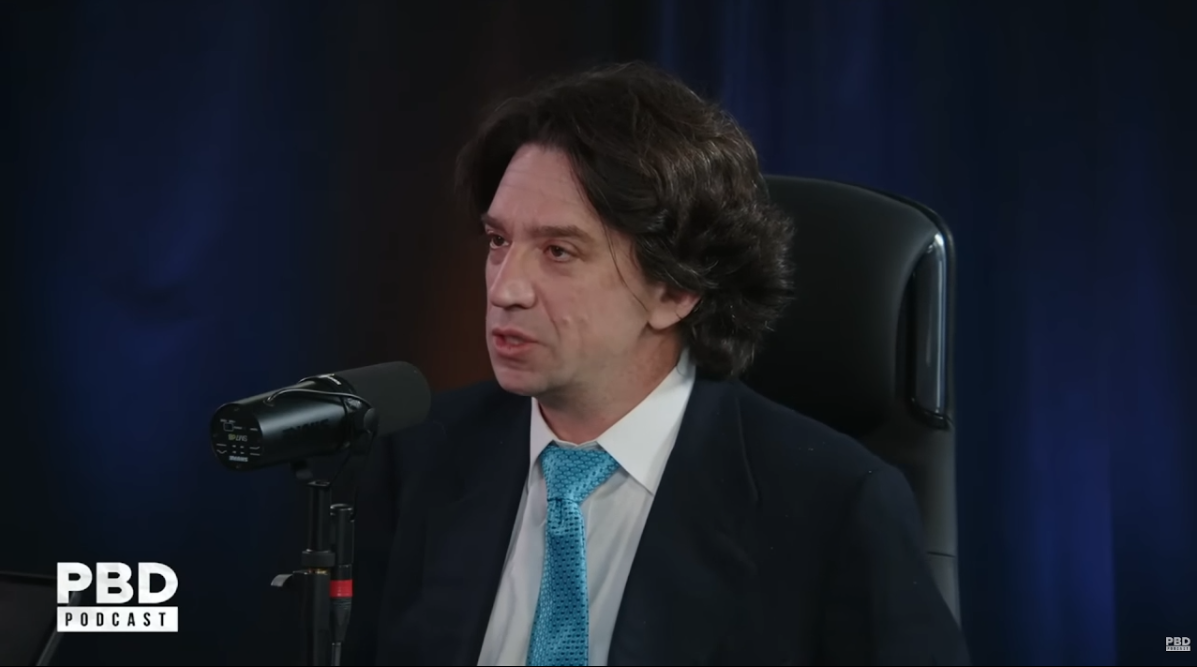 On the PBD Podcast, Curtis Yarvin pushes conspiracy theory that Barack ...